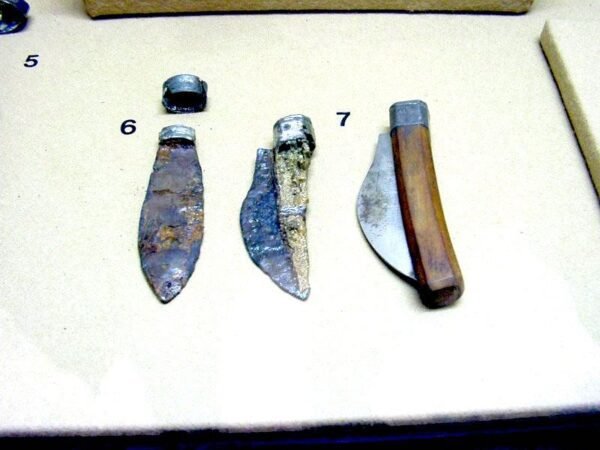 Pocket Knife Collector's Guide: Tips, Tricks & Types - Louis Martin Knives