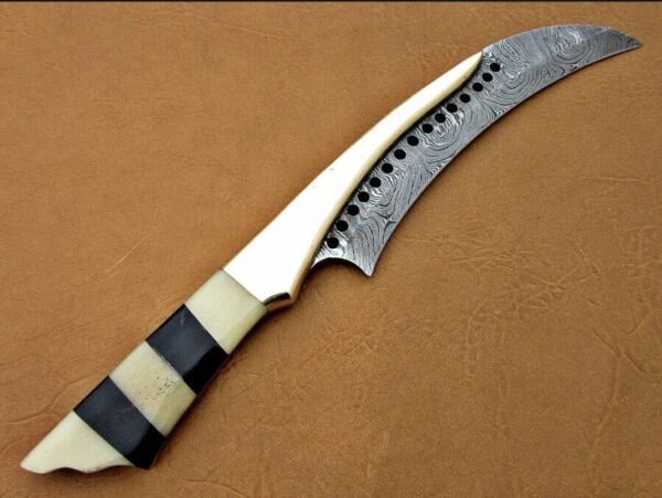 LMK Karambit Knives - Precision Curved Blades For Outdoor Mastery